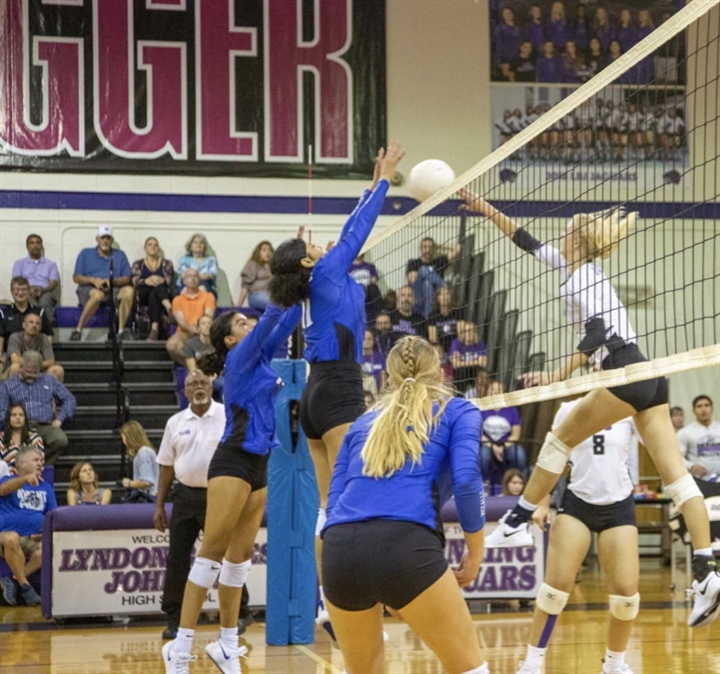 Senior Night: McCallum volleyball star Alexa Fannin!