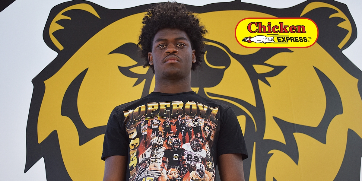 This Week in TXHSFB Recruiting presented by Chicken Express