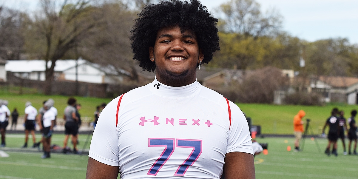 Texas Longhorns Land Four-Star OL Daniel Cruz Over Sooners