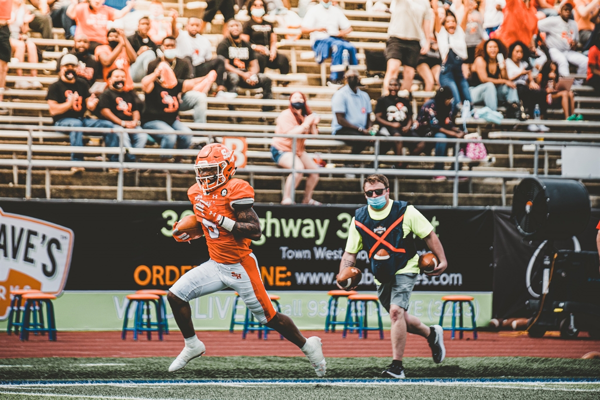Sam Houston in Top 5 of NCAA midseason rankings