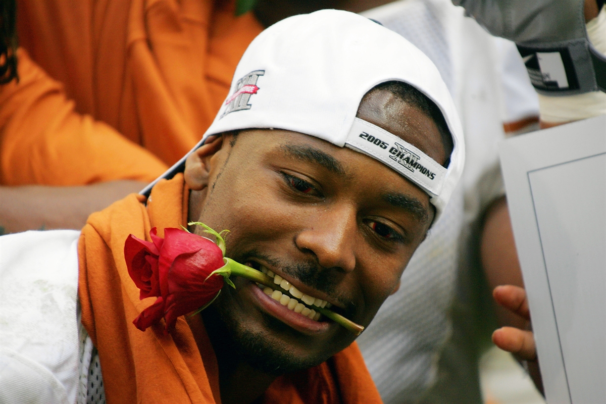 From 'track guy' to Hall of Fame, Texas' Michael Huff continues ...