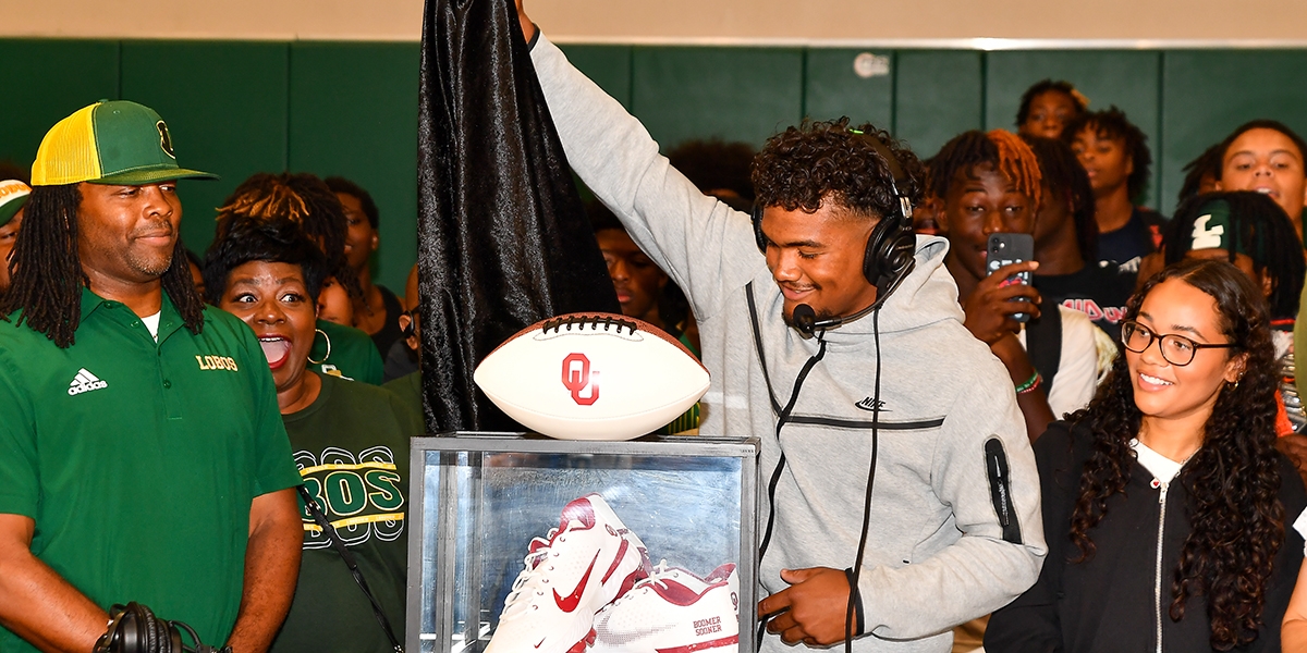 No. 1 RB Taylor Tatum Commits to Oklahoma Sooners over USC