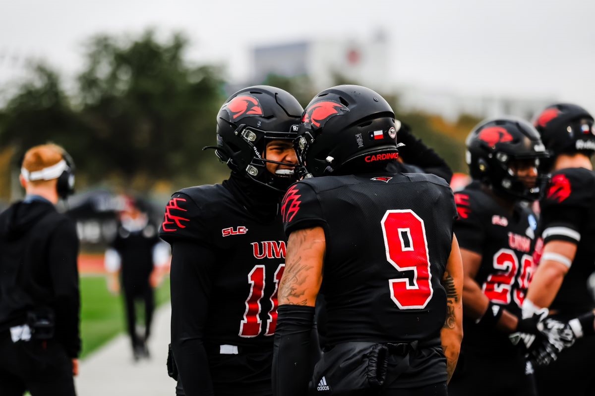 Defense leads UIW to FCS playoff victory over Villanova