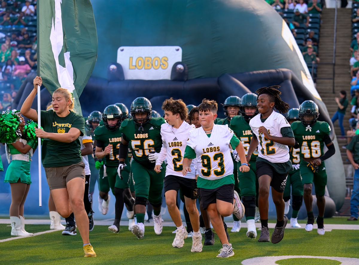 The Tre Way: Longview sophomore QB leads comeback OT victory in first start