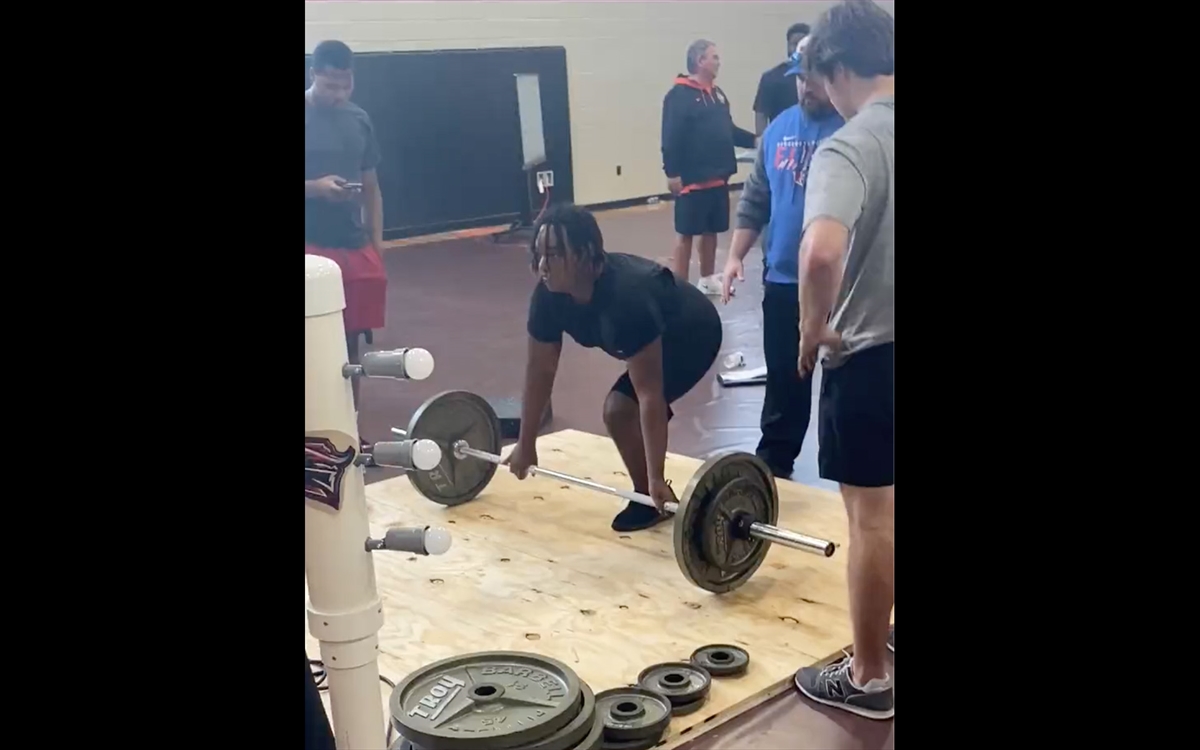 Watch: One-leg doesn't stop Cason Weatherton from powerlifting goals
