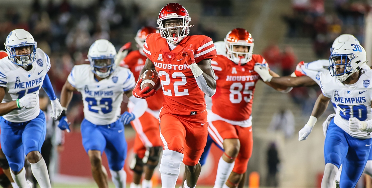 REPORT: Houston loses All-American running back to transfer portal