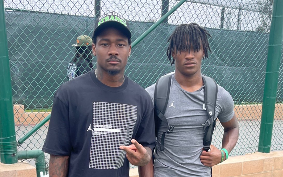Elite WR Jalen Hale talks Stefon Diggs, top schools and Longview's ...