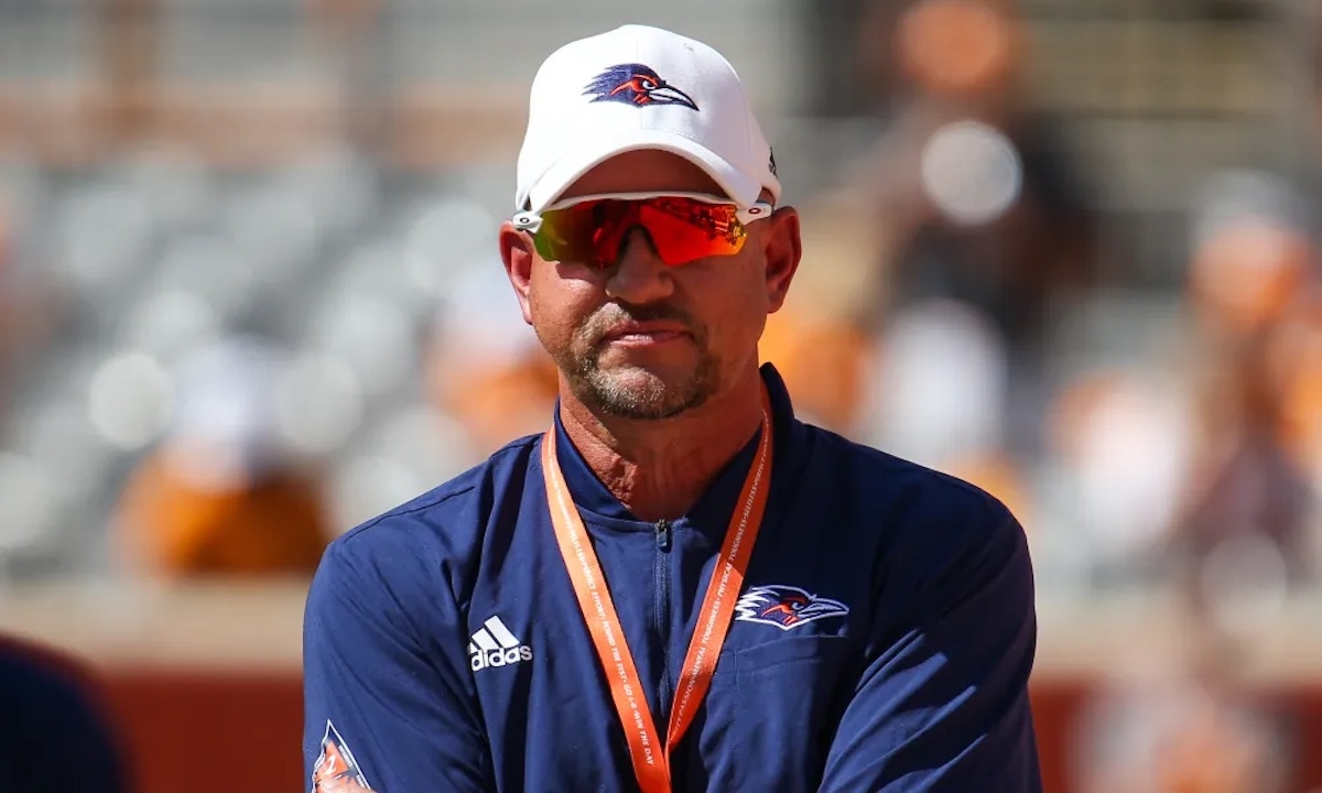 Report: UTSA head coach Jeff Traylor interviews for Texas A&M vacancy
